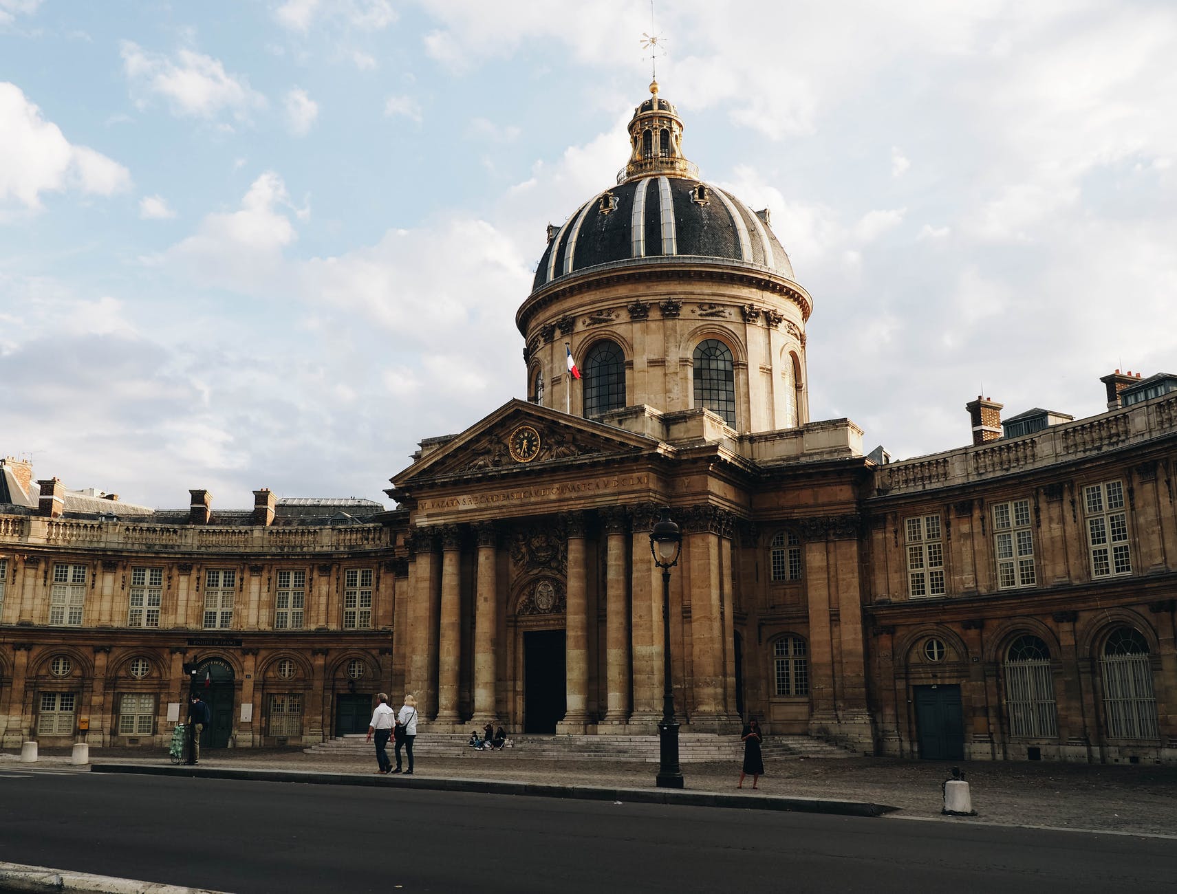 ENTRE Institute Review: A Rising Star? - Mind Money Masters